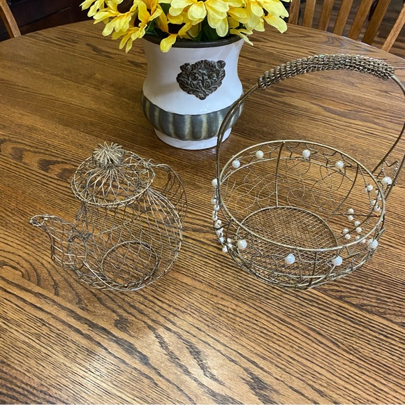 unknown | Accents | Wire Tea Pot With Attached Lid And Wire Basket With ...